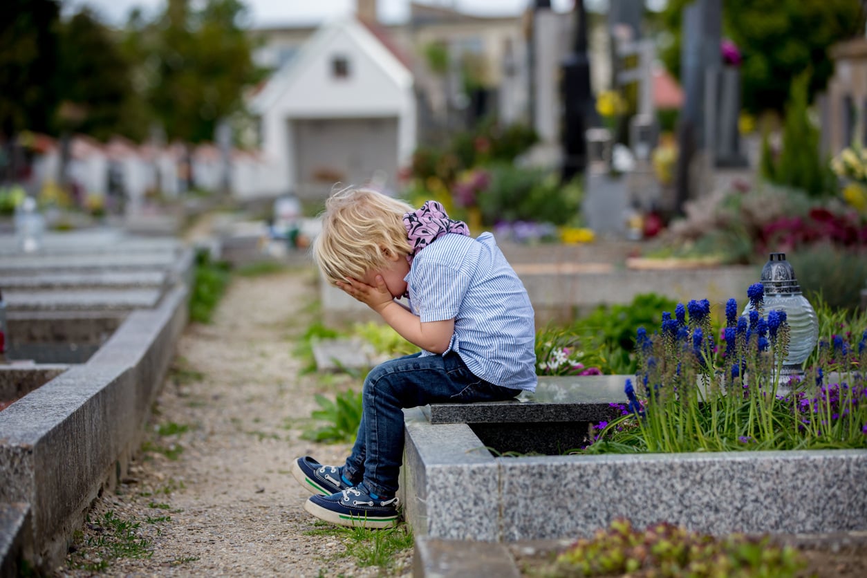 How to Talk to Young Kids About Death: Age-Appropriate Guidance for Parents